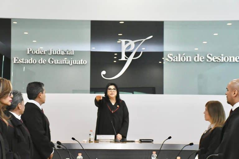 Alma Delia Camacho asume presidencia del Poder Judicial de Guanajuato y ...